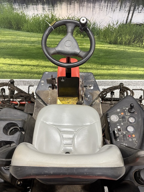 Jacobsen LF1880 - MTI Distributing